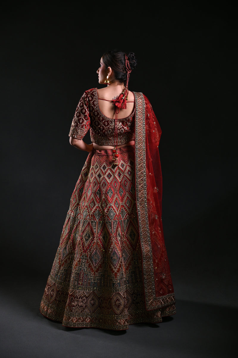 Shop Designer Indian Ethnic Wear for Men & Women | Shreeman